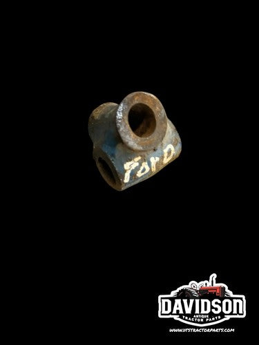 Ford 2000 Top Lift Arm Pivot Bracket Antique Tractor – DAVIDSON TRACTOR ...