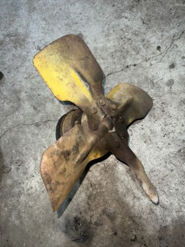 International farmall Cub low Boy 154 Fan assembly – DAVIDSON TRACTOR ...