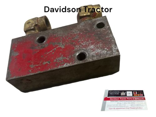 Farmall Hydraulic Block Antique Tractor – DAVIDSON TRACTOR PARTS AND ...