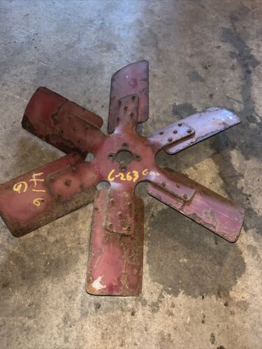 Farmall 560 IH tractor ORIGINAL 4 blade gas engine fan Antique Tractor ...