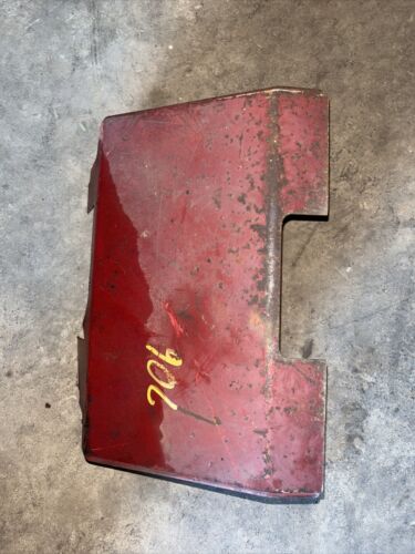 International Farmall 706 IH tractor original hydraulic valve cover pa ...
