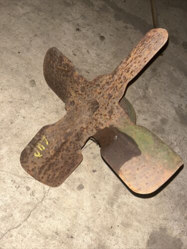 Farmall / IH Cub Tractor Front Fan Blade Assembly With Pulley ...