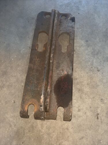 Farmall 300 Super H 350 460 M Tractor pair IH IHC drawbar brace bracke ...