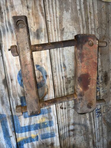 Farmall H Drawbar Frame to Axle Mount Bracket – DAVIDSON TRACTOR PARTS ...